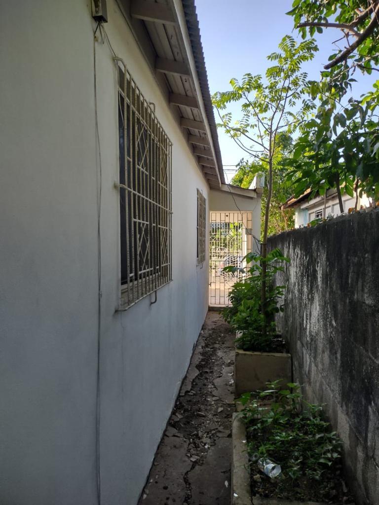 Fixer-Upper Family Home for Sale in Duhaney Park, Kingston 20