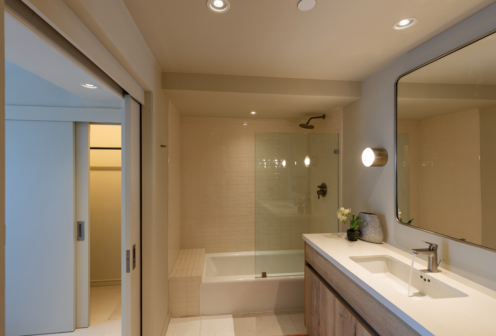 Luxury 2-Bedroom Apartment for Rent in Downtown Kingston | ROK Residences