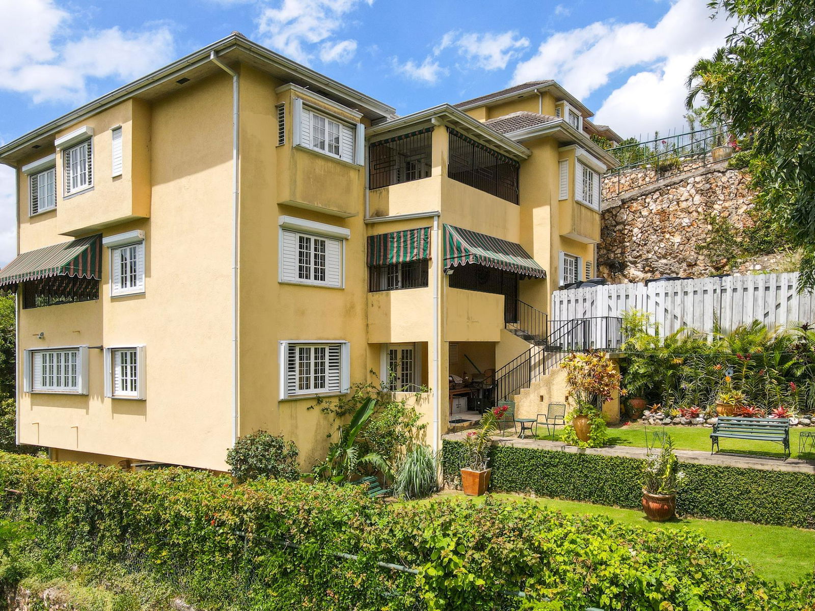 Luxury Villa for Sale in Casa Monte Estate, St. Andrew, Jamaica