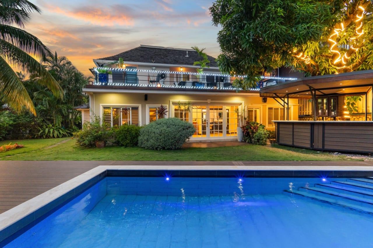 Luxury Villa for Sale in Kingston - Norbury Villas