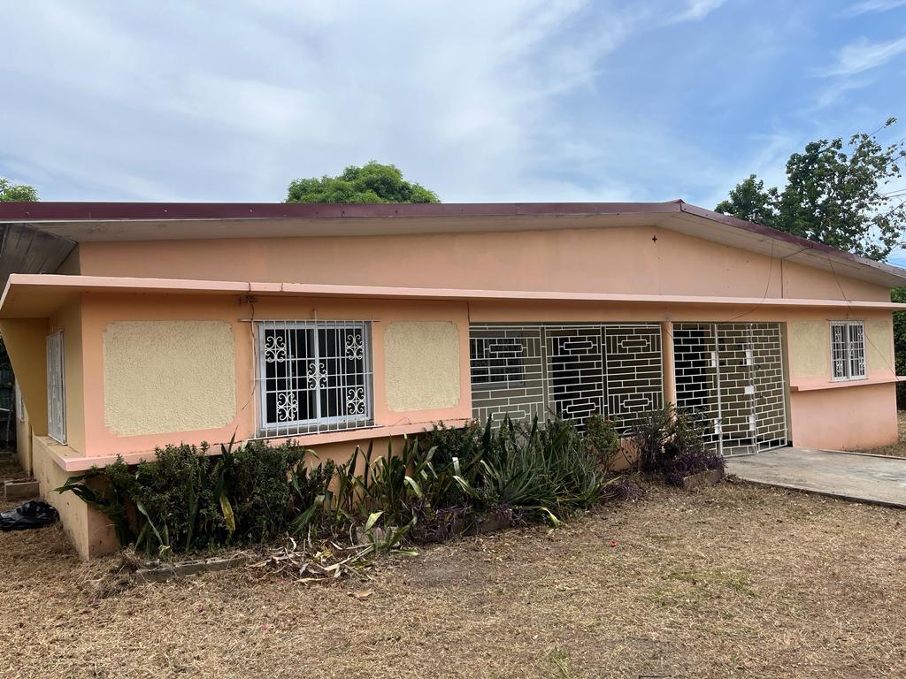Spacious 3 Bedroom House for Sale in Constant Spring Gardens, Jamaica