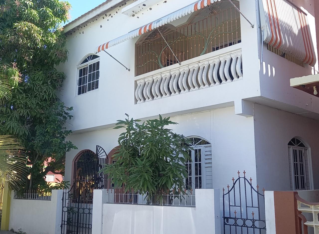 Spacious Family Home for Sale in St. Catherine, Jamaica