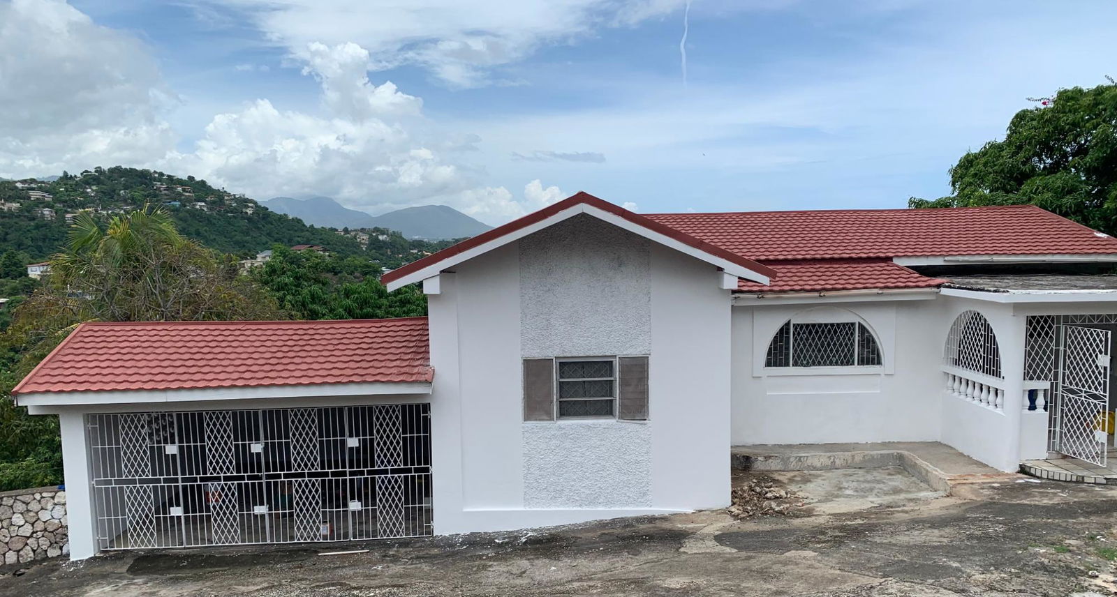 Stunning 4-Bedroom House for Sale in Havendale Heights, Jamaica