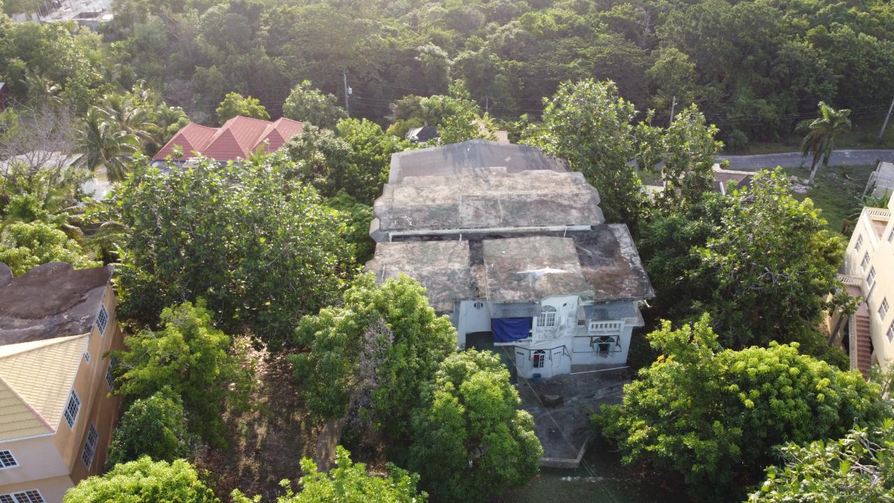 Stunning 9-Bedroom Ocean View Home in Seaview, Hopewell