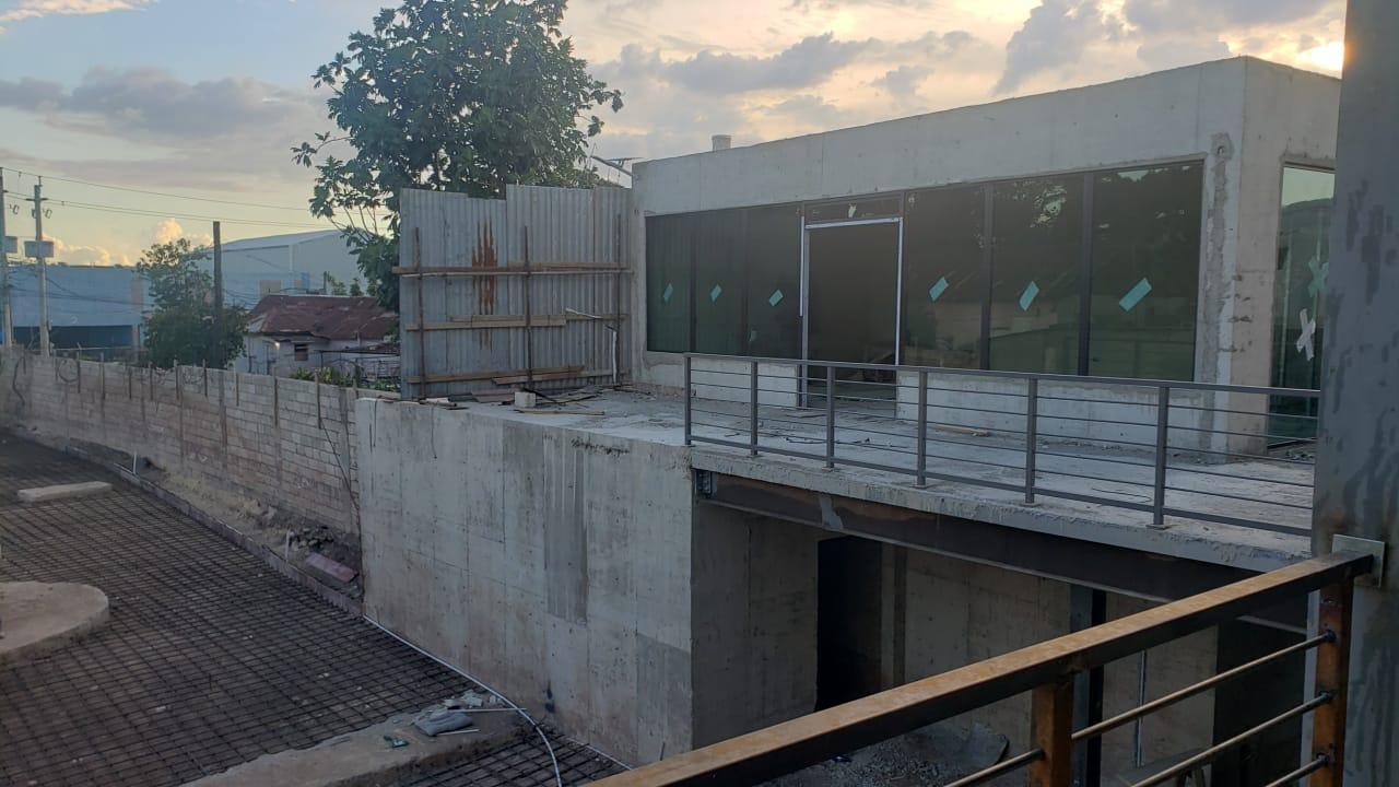 Prime Restaurant Space for Rent on Constant Spring Road, Jamaica