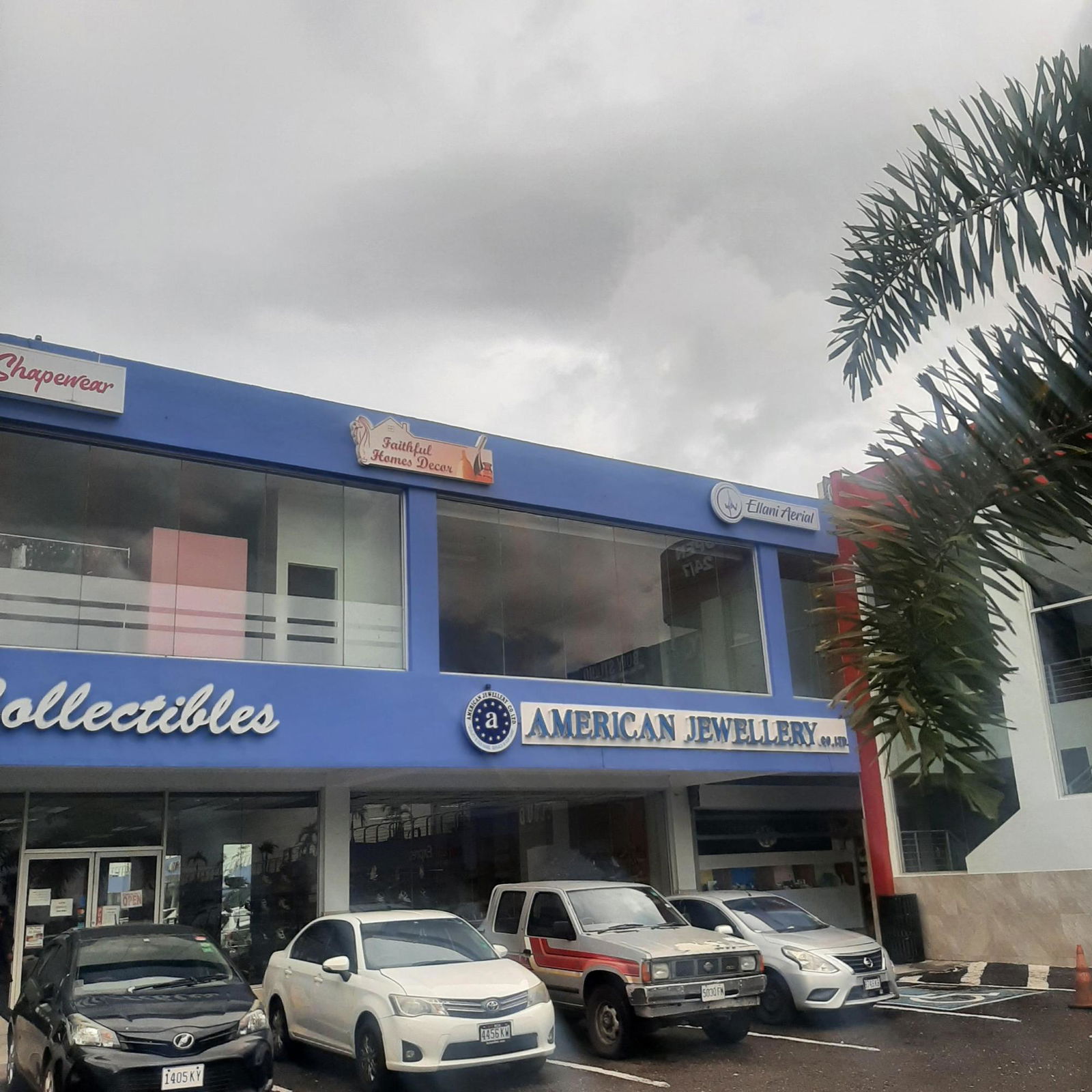 Prime Retail/Office Space for Rent at Mall Plaza, Constant Spring Road
