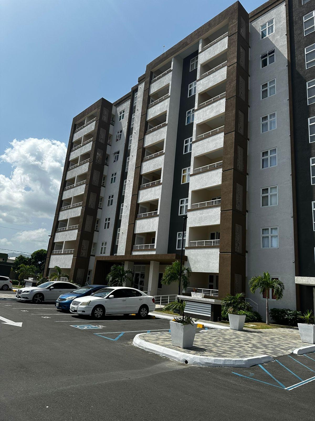 Luxury 1-Bedroom Apartment for Rent at Ruthven Towers, New Kingston