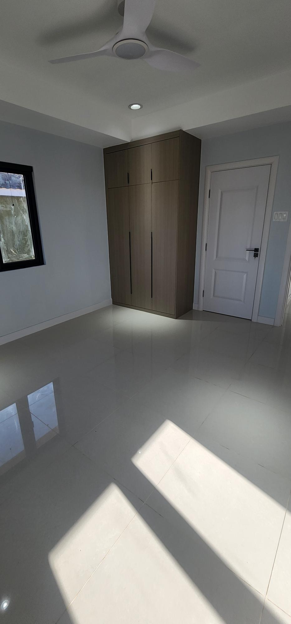 Oak Estate: Modern House for Rent in Portmore, Jamaica