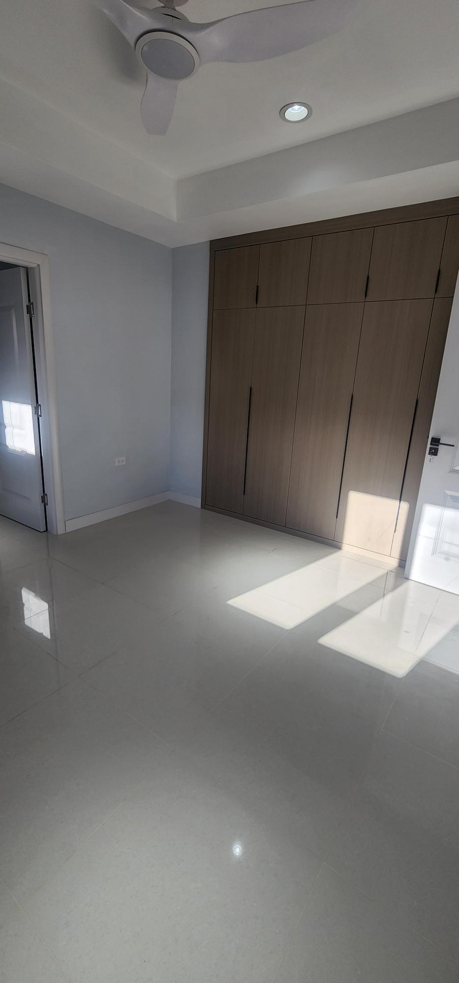 Oak Estate: Modern House for Rent in Portmore, Jamaica
