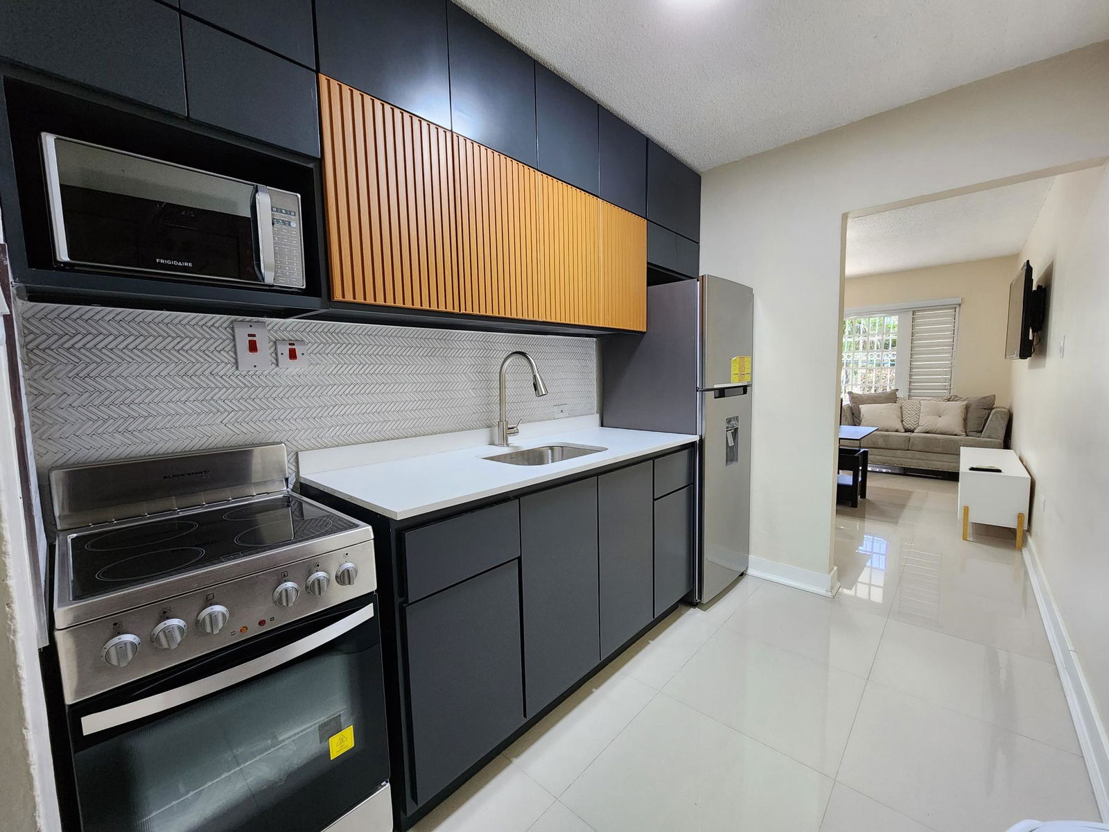 Modern Studio Apartment for Rent in Kingston 6, Jamaica
