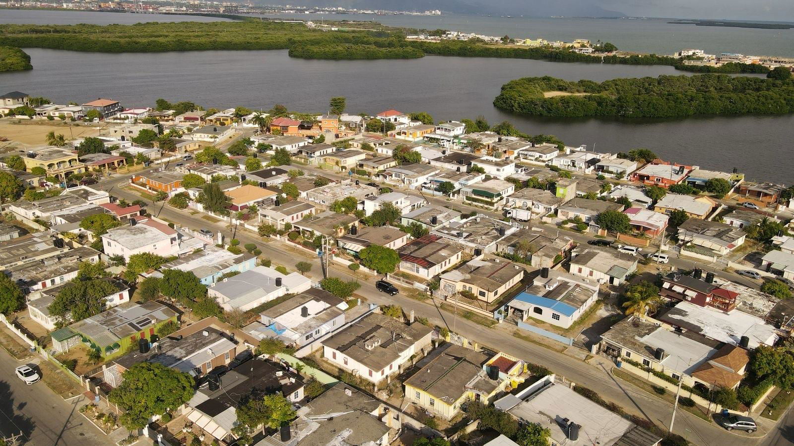 3 Bed Fixer Upper House for Sale in Edgewater, Portmore