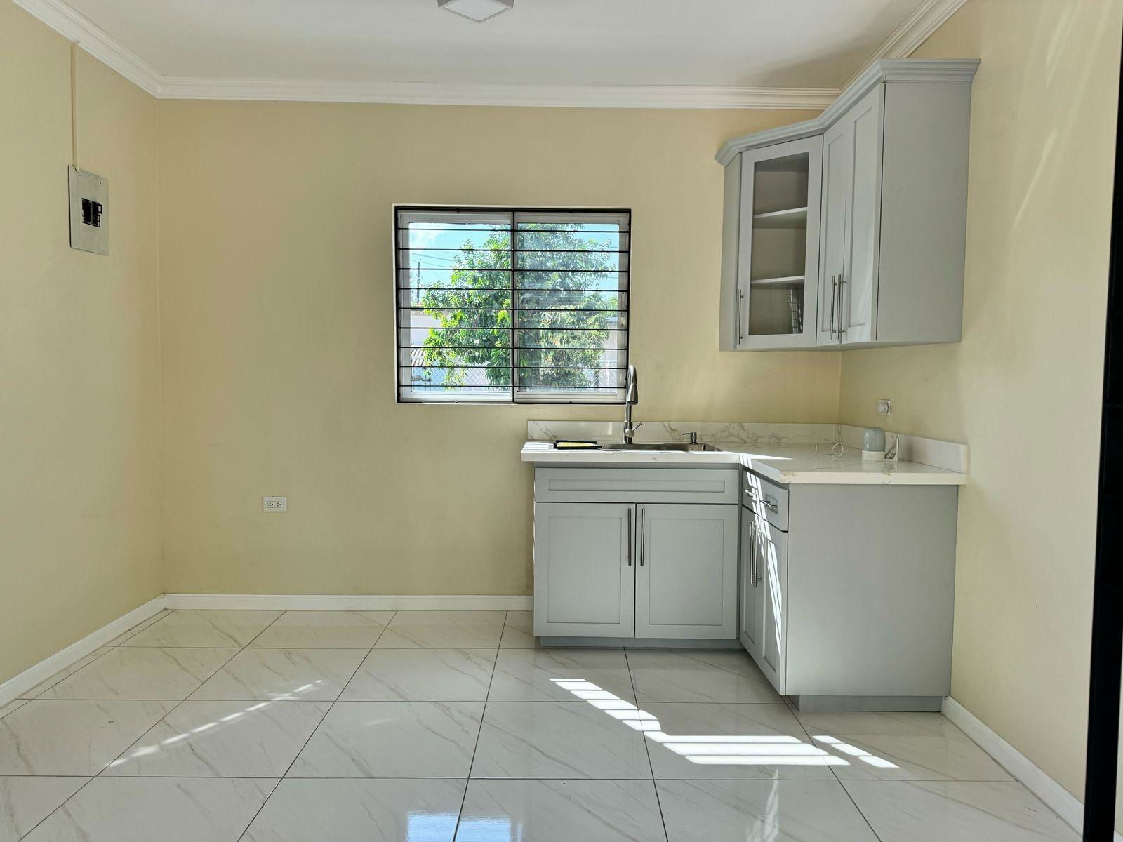 Charming 1-Bedroom Apartment for Rent in Kingston 6, Jamaica