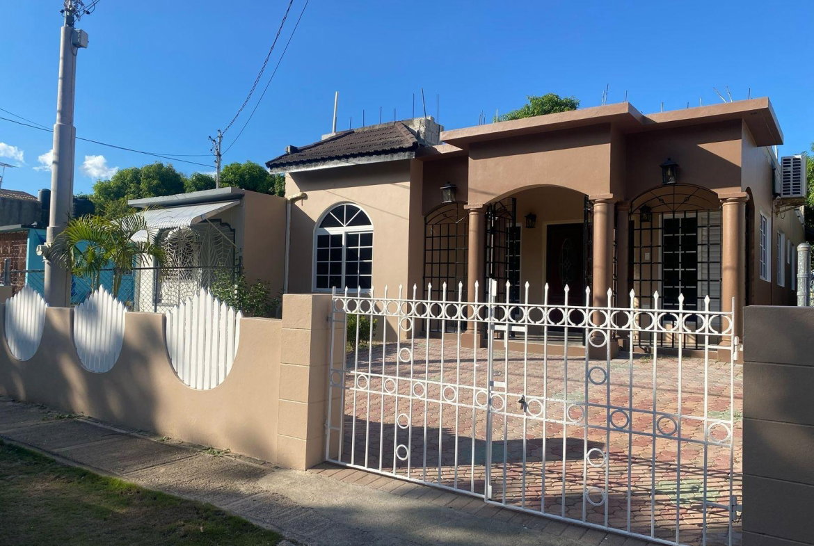 Charming 3-Bedroom House for Rent in Portmore, St. Catherine, Jamaica