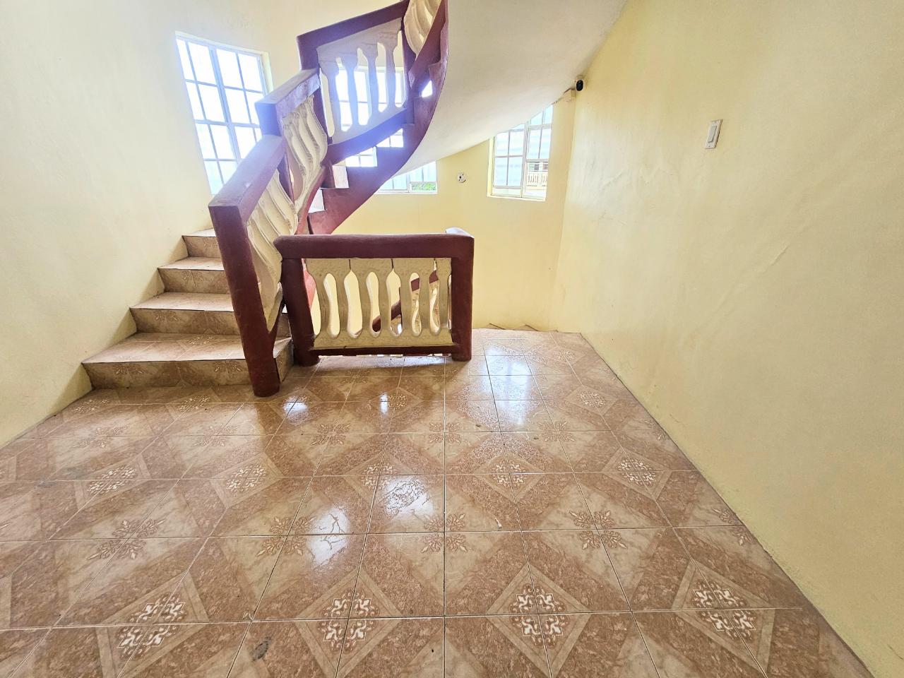 Elegant 2-Bedroom Apartment for Rent in Lilliput, Rose Hall, St. James ...