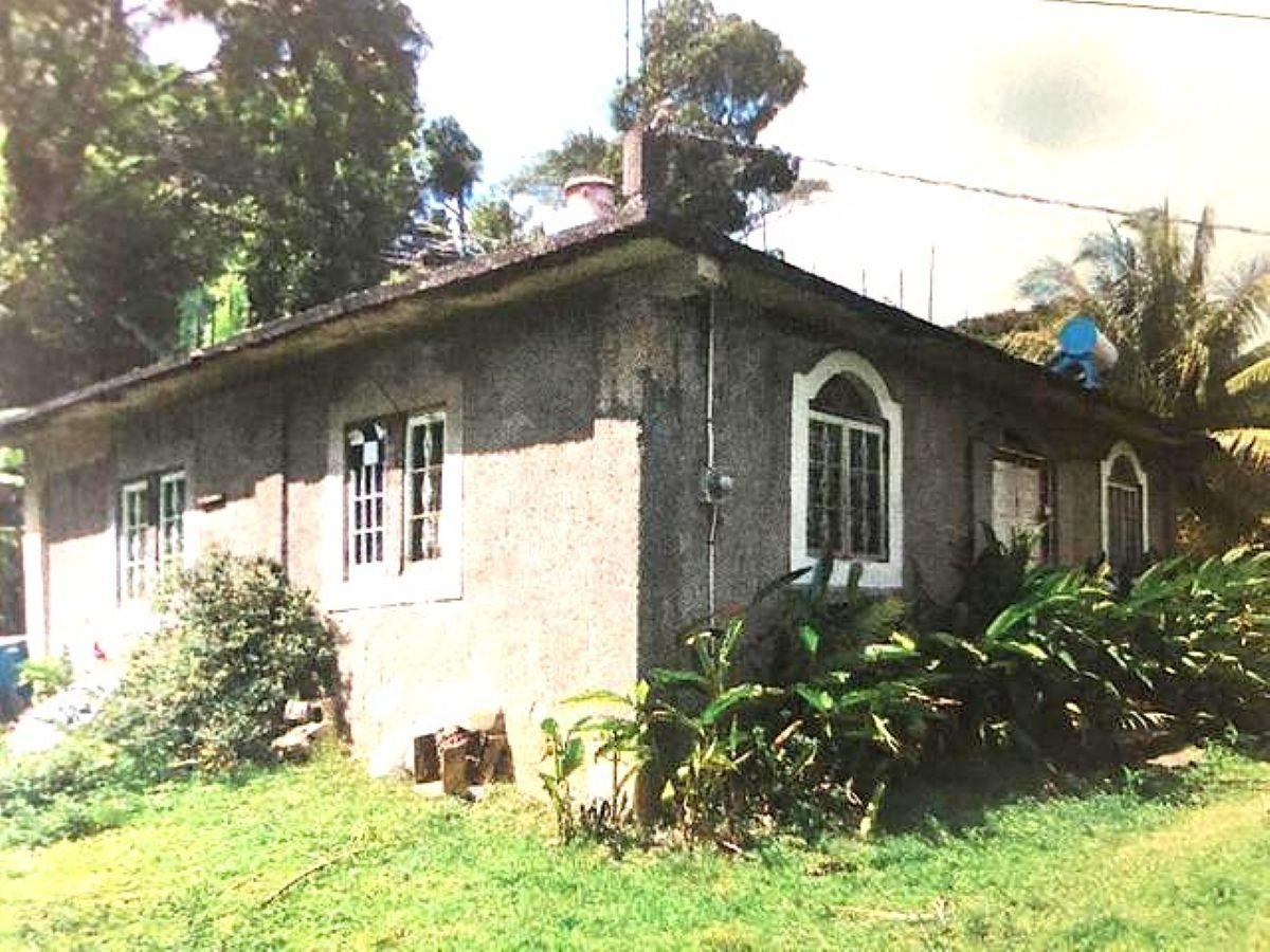 Fixer-Upper House on 8 Acres for Sale in Kayes Estate, Clarendon, Jamaica