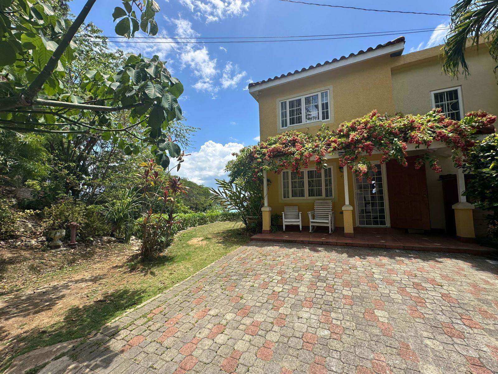 Charming 2-Bed Townhouse for Rent in Mango Walk Country Club, Montego Bay