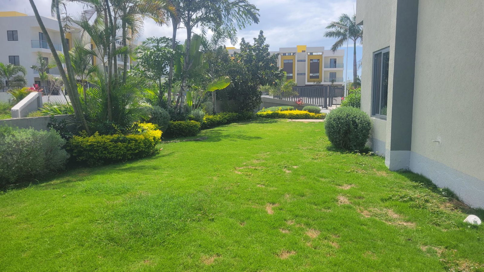 Paradisiac Beach Club St. Ann Jamaica – Luxury Beachfront Homes for Sale