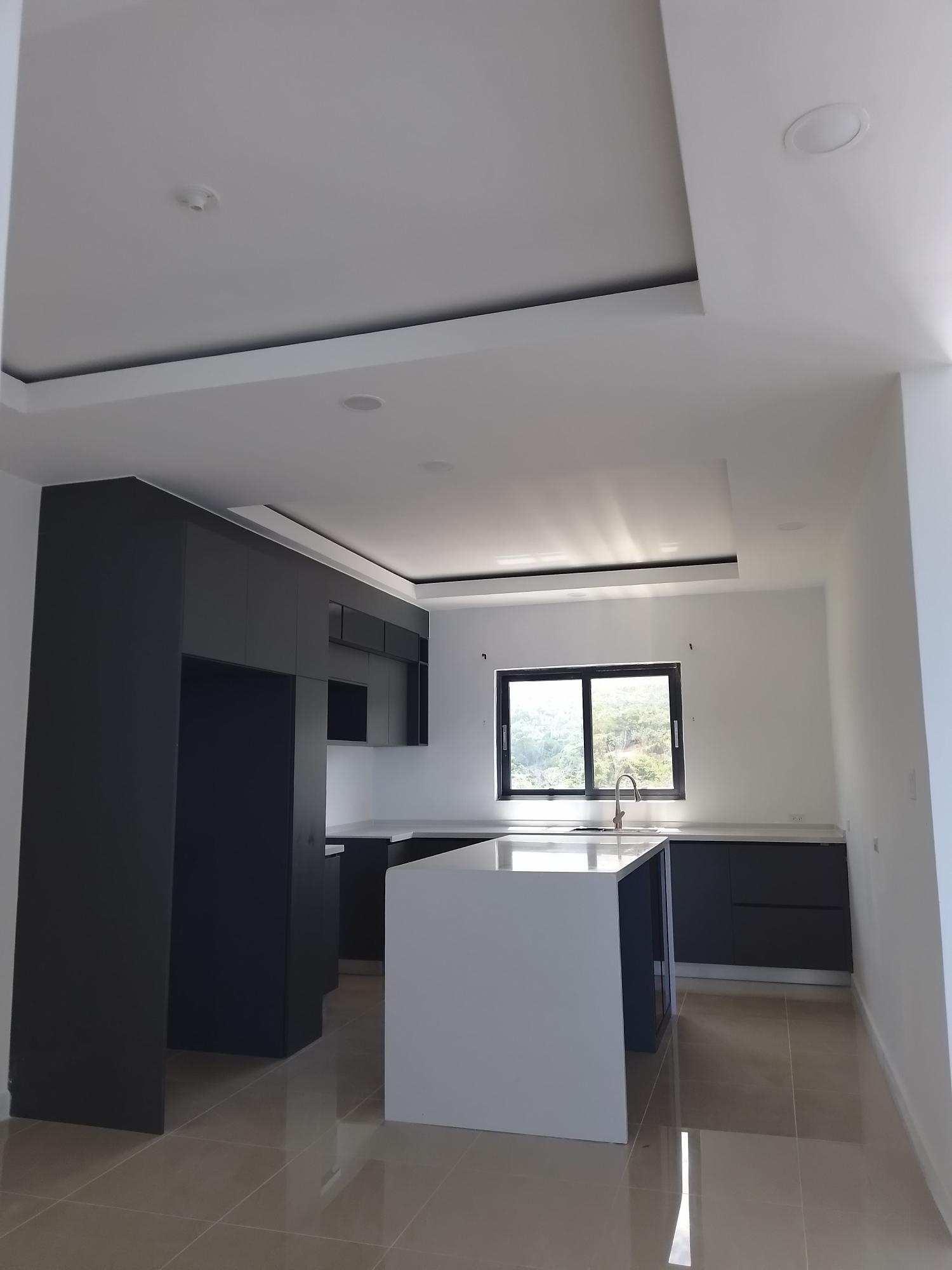 Modern 3-Bedroom Townhouse for Rent in Ocho Rios Country Club, Jamaica