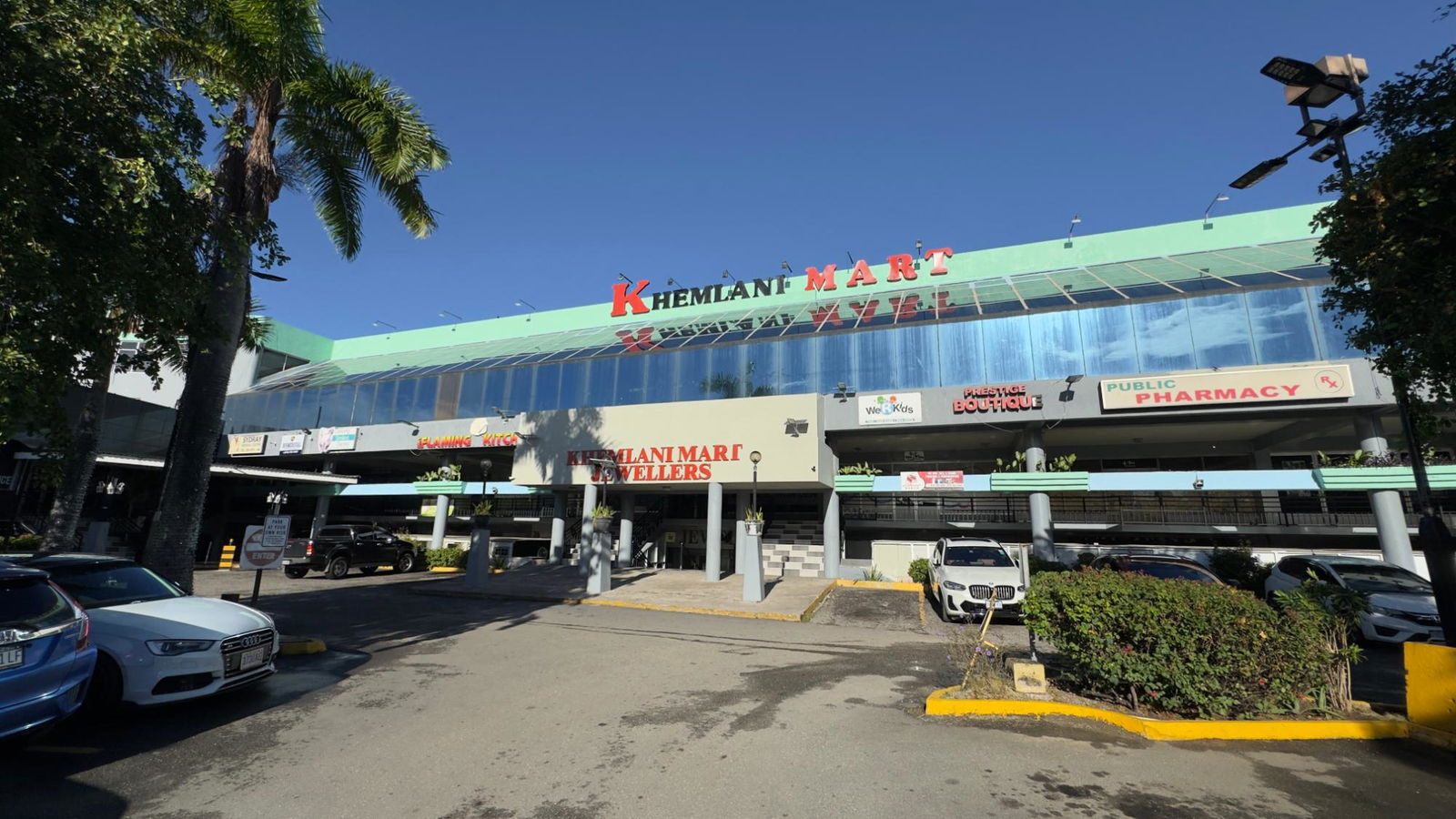 Prime 2nd Floor Retail/Office Space for Sale – Manor Centre, Constant ...